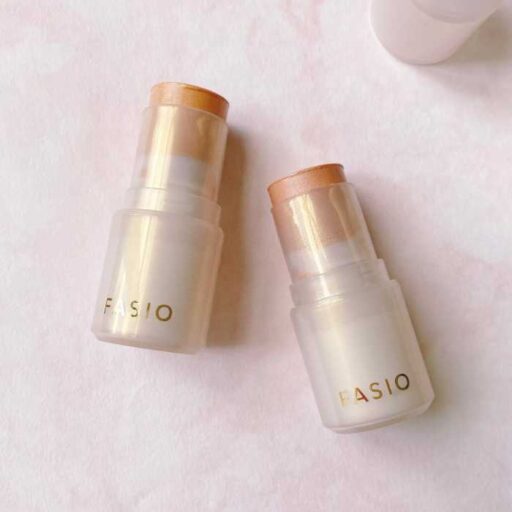 【FASIO】冬に向けた新作コスメが続々と登場♡ツヤのある褒められフェイスに：cocotte