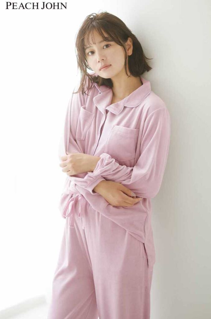 【PEACH JOHN】フェミニンなパジャマなど♡新作のビジュアルを公開：cocotte