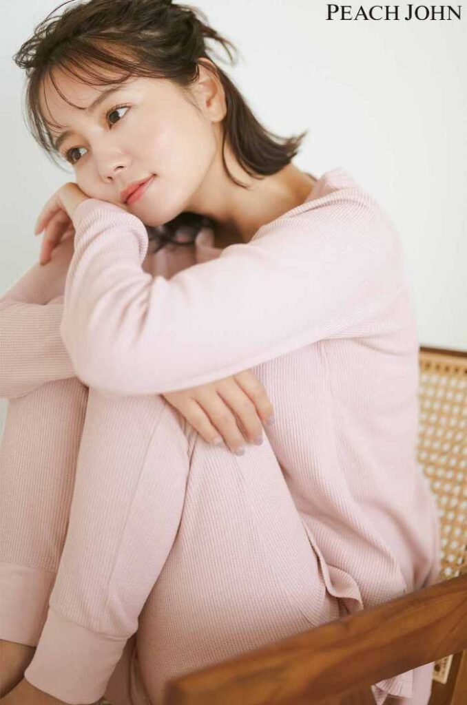 【PEACH JOHN】フェミニンなパジャマなど♡新作のビジュアルを公開：cocotte