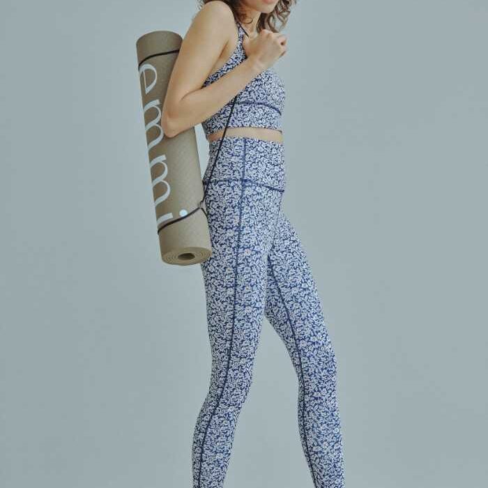 【emmi】過去に販売して即完売したヨガセットが数量限定で登場♡：cocotte