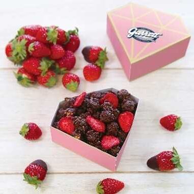 【バレンタイン】ストロベリー×チョコレートの限定フレーバーがギフトアイテムで登場♡：cocotte