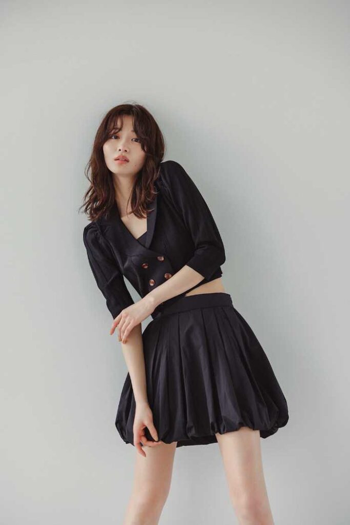 【COCO DEAL】岡崎紗絵が着こなす夏の新作アイテムが登場♡ビジュアルも公開：cocotte