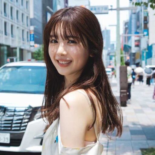 鈴原すずのデジタル写真集を配信中♡現役JKが大胆に美ボディを披露：cocotte