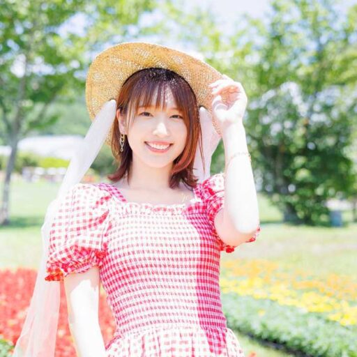 “現役JK最強ボディ”南みゆかの1st写真集が秋田書店から登場♡：cocotte