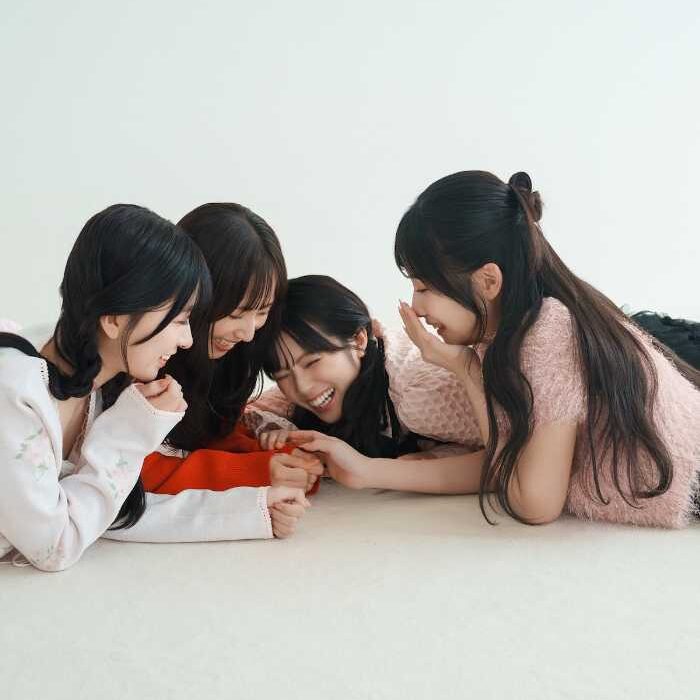 【B.L.T.】Liella!が表紙に登場♡12月号＆アニメイト限定版が10月28日発売：cocotte